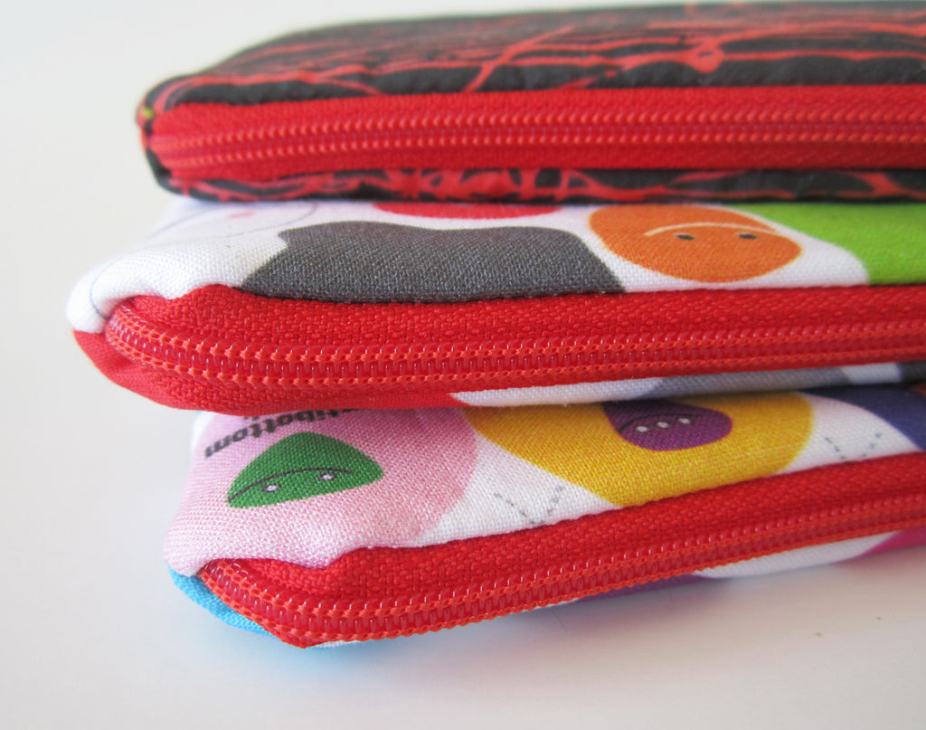 Zipper pouch | The Particle Zoo